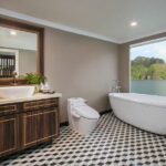 Era Cruise 3 Day Explore Halong Bay and Lan Ha Bay from Hanoi - Who Should Consider This Tour?