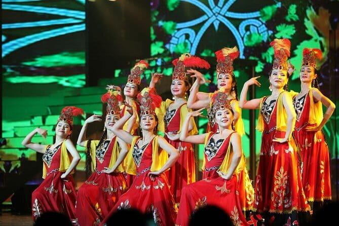 Erdaoqiao Bazaar Tour with Urumqi Singing and Dancing Show - FAQs
