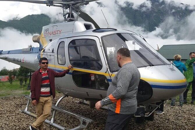 Everest Base Camp Landing by Helicopter at kalapathar View Point - What Makes This Tour Stand Out?