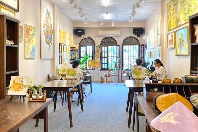 Experience Paint & Personalize a Vietnamese Non La - The Value of This Experience