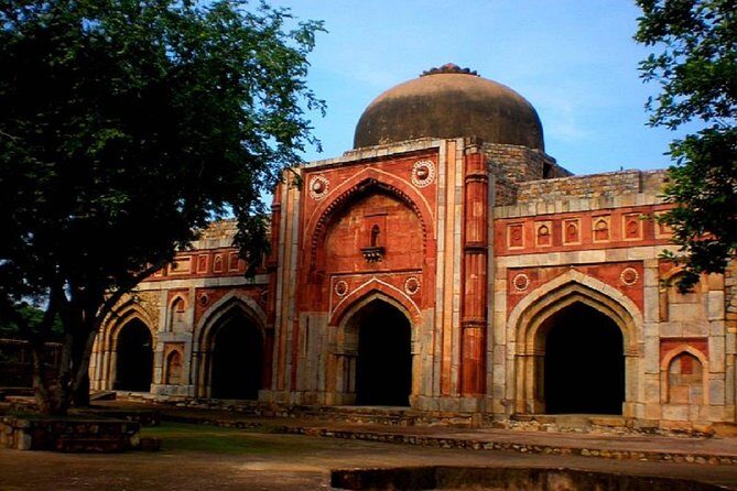 Experience Spiritual Culture in Delhi with a local - A Unique 2 Hrs Walking Tour - The Sum Up