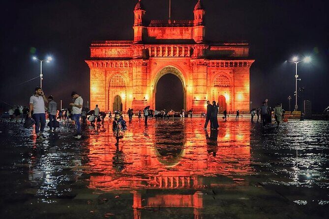 Experience the Vibrant and Exciting Nightlife of Mumbai - Transportation and Comfort