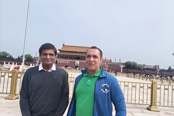Explore Beijing's Tiananmen,Forbidden city andMutianyu with guide - What Makes This Tour Stand Out