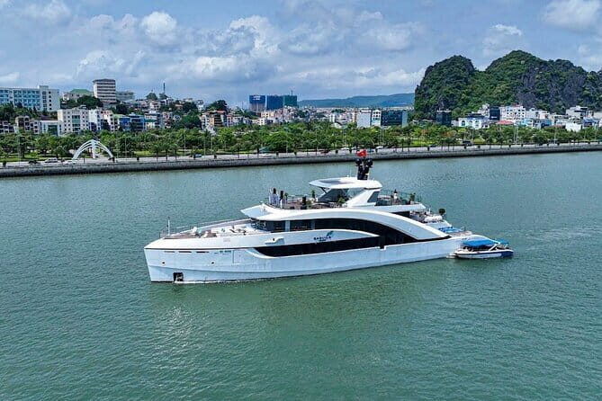 Explore Halong Bay or Bai Tu Long Bay on Luxury Saquila Yacht - What’s Included and What Not