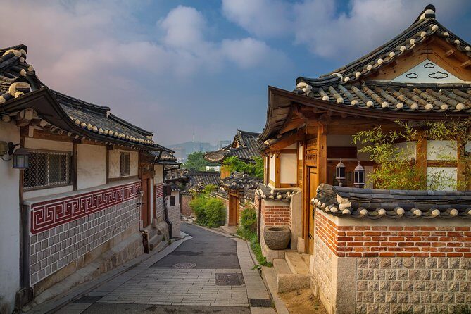 Explore Historic Seoul with a Local, Bukchon Hanok Village - What Travelers Can Expect