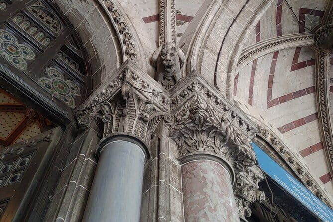 "Explore Mumbai : The City of Dreams with Historic Locations" - What’s Included and What to Expect