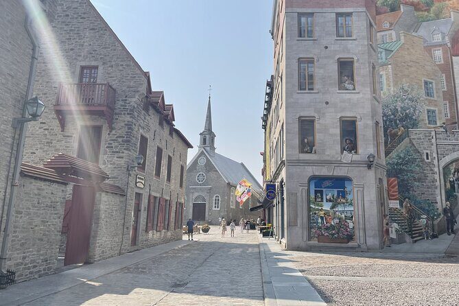 Explore Quebec City and the Falls with a local Chauffeur Guide - Who Should Consider This Tour?