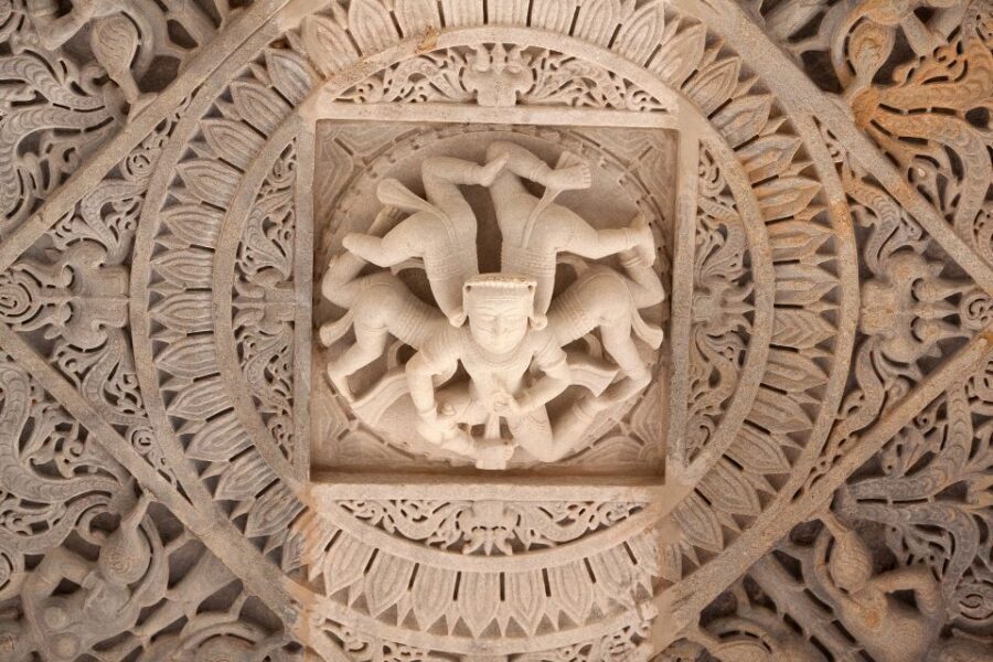 Explore Ranakpur Jain Temple from Udaipur with Jodhpur Drop - Practical Aspects and Considerations