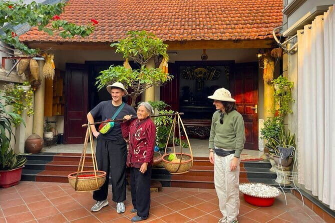 Explore the Charm of Duong Lam Ancient Village -Small Group Tour - Practicalities and What to Expect