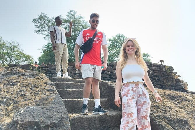 Explore The Kanheri Caves : The Ancient Buddhist Settlement - Transportation and Timing Considerations