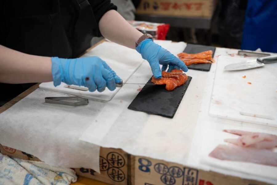 Fish cutting class - Who Would Enjoy This Experience?