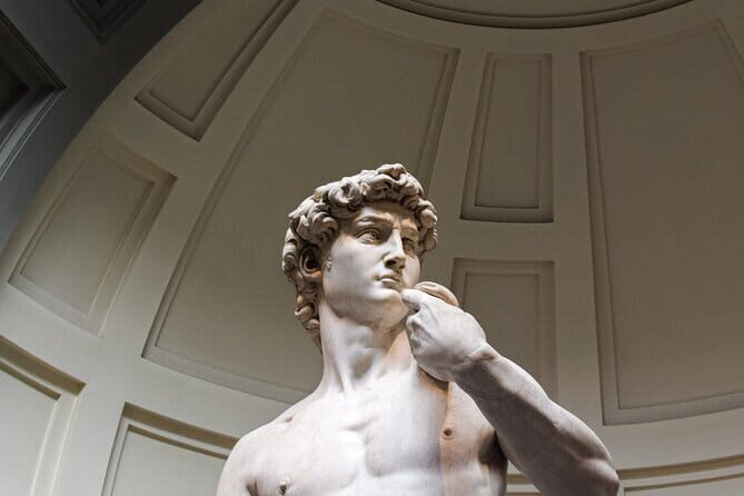 Florence Guided Tour with Accademia, Uffizi and Optional Lunch - Walking Through Florence’s Historic Center