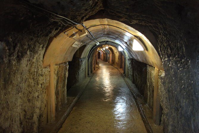 Former Navy HQ Headquarters Fees for visiting historical buildings for war and peace - FAQ