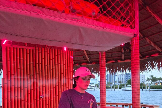 Fort Myers Beach Daytime 90 minute Round Tiki Boat Cruise - A Practical Breakdown of the Experience
