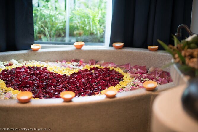 Four Hand Relaxing Oil Massage - Accessibility and Location