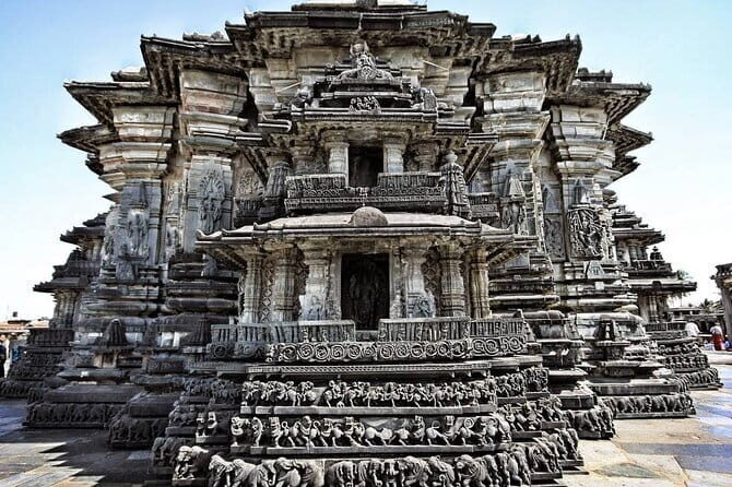 From Bengaluru: Private Tour Sravanbelgola, Belur & Halebidu - A Deep Dive into the Itinerary