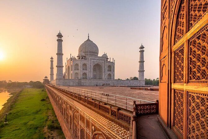 From Chennai - Overnight Taj Mahal Agra Private Tour by Return Flights - The Itinerary Breakdown: What to Expect