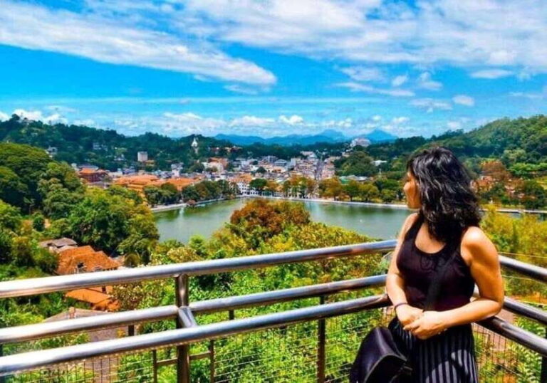 From Colombo - Day Trip to Kandy/ Pinnwala/ Royal Gardens