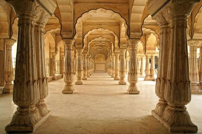 From Delhi: 2-Day Jaipur Private Guided Tour - Deep Dive into the Experience