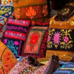 From Delhi/Agra/Jaipur: Half day private shopping tour. - The Itinerary in Detail