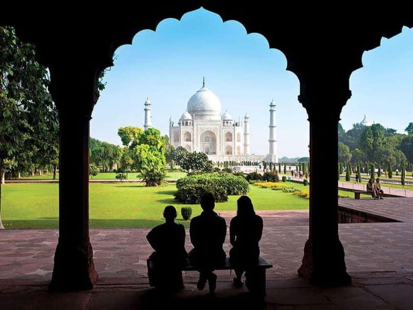 From Delhi: Private Taj Mahal & Agra Tour with 5* Lunch - Authentic Experiences and Honest Value