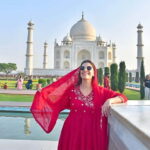 From Delhi: Sunrise Taj Mahal, Agra Fort & Baby Taj Day Tour - Witnessing the Taj Mahal at Sunrise