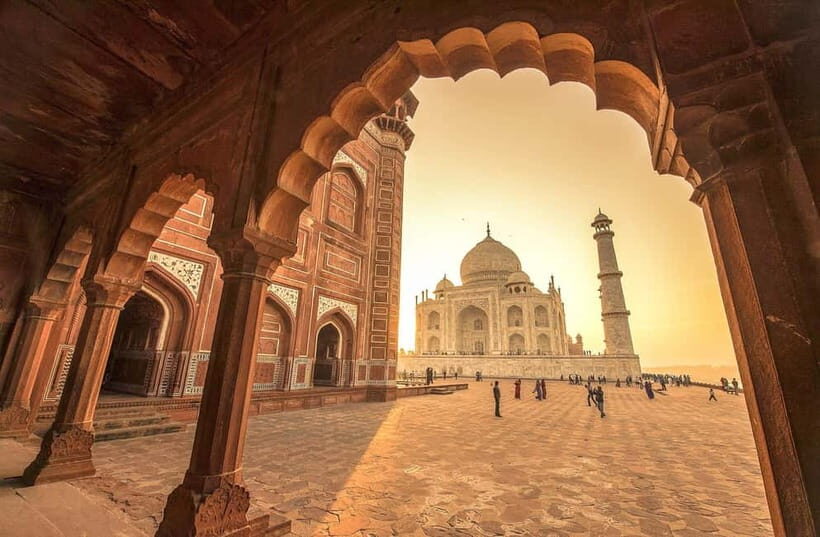 From Delhi: Taj Mahal & Agra Fort Tour by Car with 5* Lunch - Value and Practicality