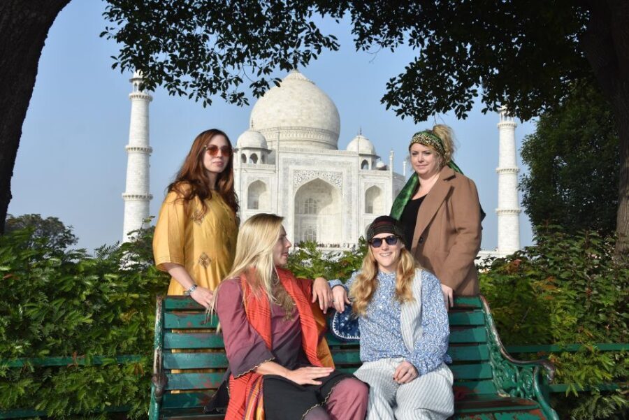 From Delhi: Taj Mahal Sunrise and Agra Fort Tour with Guide - What We Love About This Tour