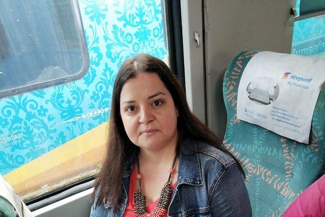 From Delhi - Taj Mahal Tour by Gatimaan Train with 5* Lunch - Iconic Stop 1: The Taj Mahal