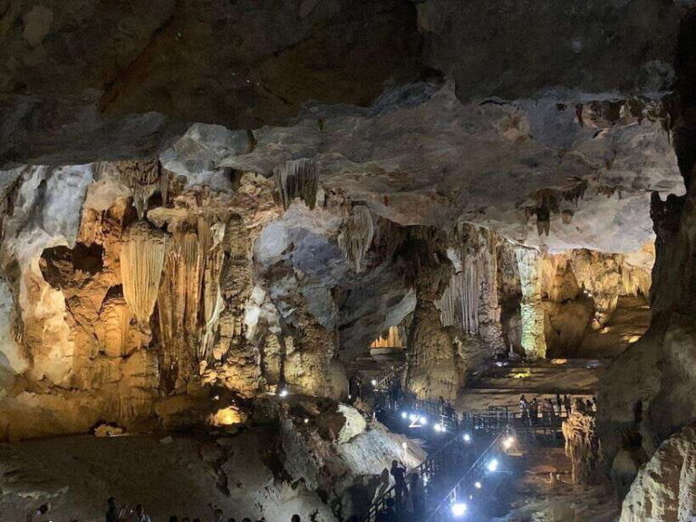From Dong Hoi/Phong Nha : Paradise Cave -Phong Nha Cave Tour - What Makes This Tour Stand Out?