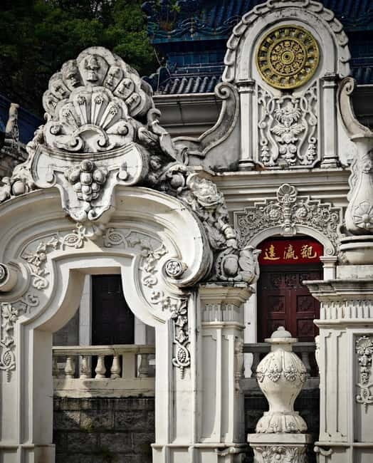 From Guangzhou: Zhuhai Historic Courtyard, Seaview & Skyline - The New Yuanming Palace: Qing Dynasty Grandeur