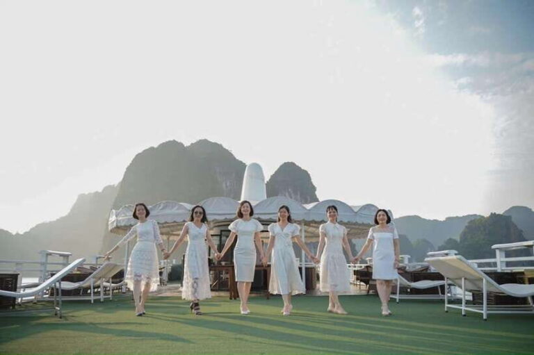 From Hanoi/Ha Long: Ha Long Bay 1 or 2-Day 5-Star Cruise - What to Expect: Daily Routine and Highlights