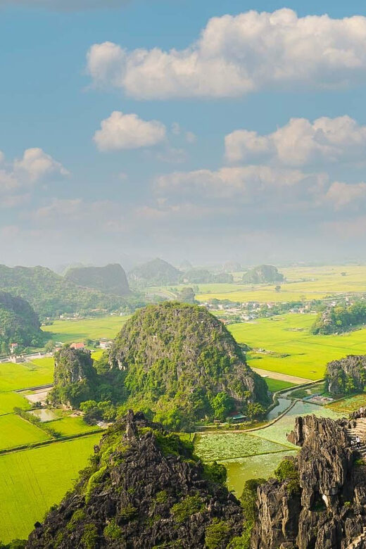 From Hanoi: Hoa Lu-Trang An-Mua Cave/Limousine Bus/Buffet - Authentic Experiences and Practical Details