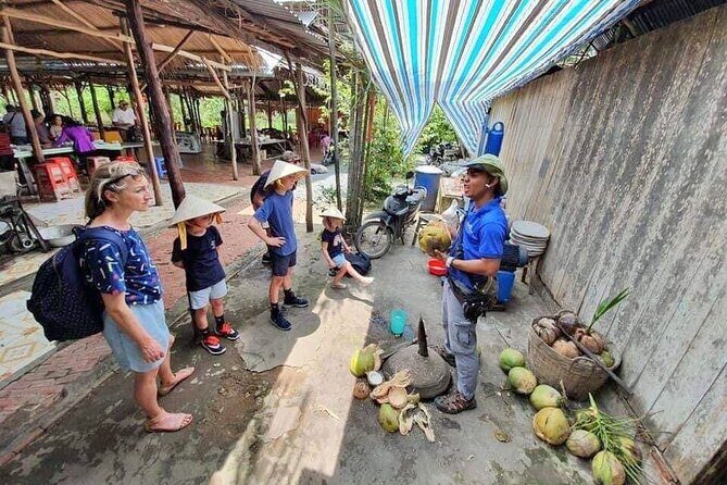 From Ho Chi Minh: Boat Trip through Mekong Delta With Local Lunch - Transportation and Comfort