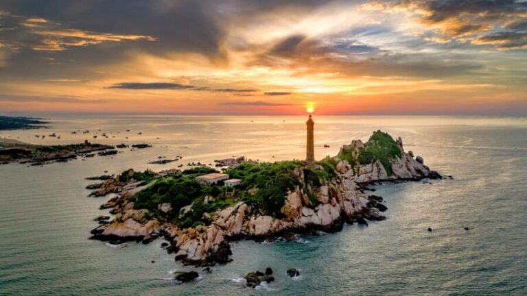 From Ho Chi Minh: Mui Ne Beach & See The Beautiful Sunset