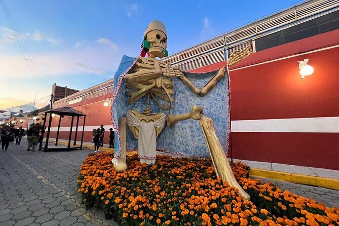 From Puebla Day of the dead in Atlixco monumental catrinas - Monumental Catrinas: Art in the Streets