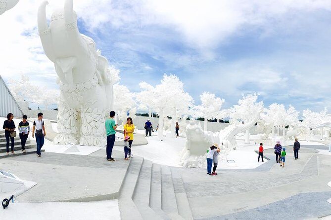 Frost Magical Ice Of Siam at Pattaya with Return Transfer - Who Should Consider This Tour?