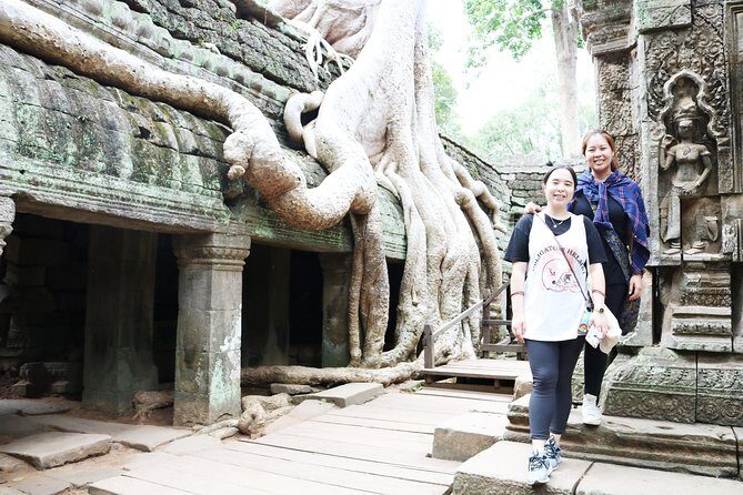 Full Day Angkor Park with Sunset by Tuk Tuk - Lunch and Rest: Local Flavors