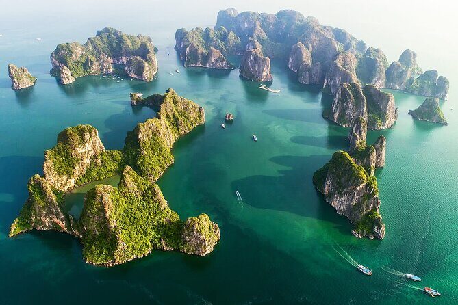 Full Day Guided Tour in Halong Bay - The Highlights of Halong Bay