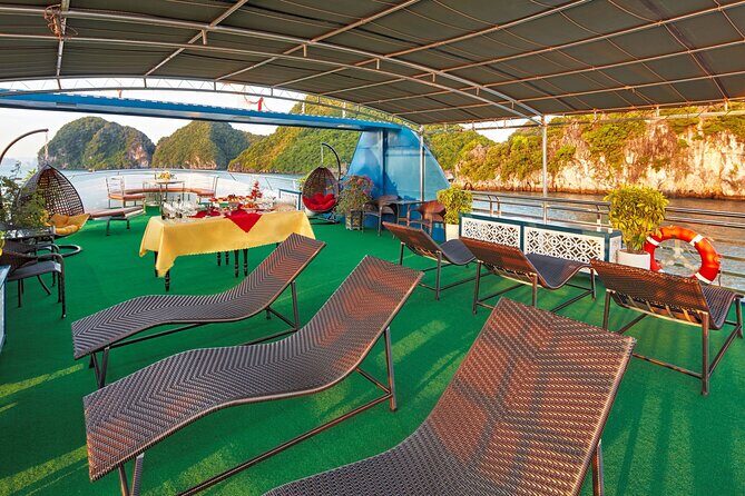 Full day Halong Bay Tour with Buffet Lunch - What Sets This Tour Apart?