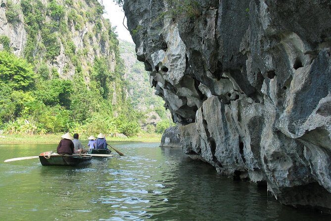 Full Day Hoa Lu and Tam Coc DELUXE Tour Including BUFFET Lunch - Critical Aspects to Consider