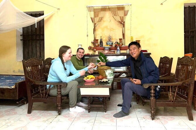 Full-Day Ninh Binh Group of 9 Guided Tour Mua Cave Tam Coc Hoa Lu - Authentic Experience and Practical Tips