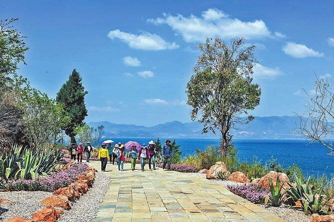 Full-Day Private Tour to Fuxian Lake from Kunming with Lunch - Who Will Love This Tour?