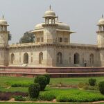 Full Day Taj Mahal Tour by Gatimaan Express Train - What Makes This Tour Stand Out