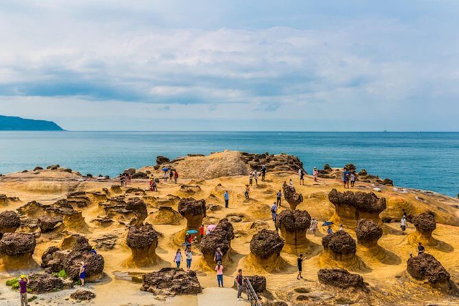 Full-Day Tour in Shifen, Jiufen & Yehliu of Taipei (Incl. ticket) - FAQs