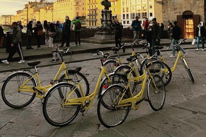 Fully equipped city bike to discover Florence - 1 day rental - Navigating Florence: The Routes and Highlights