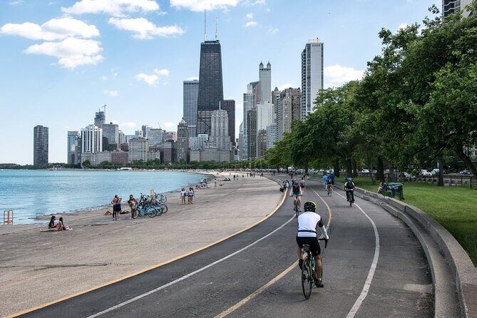 Fun Chicago Bike Tour with Pizza, Hot Dogs, Cupcakes and Beer - Practical Details: What You Need to Know
