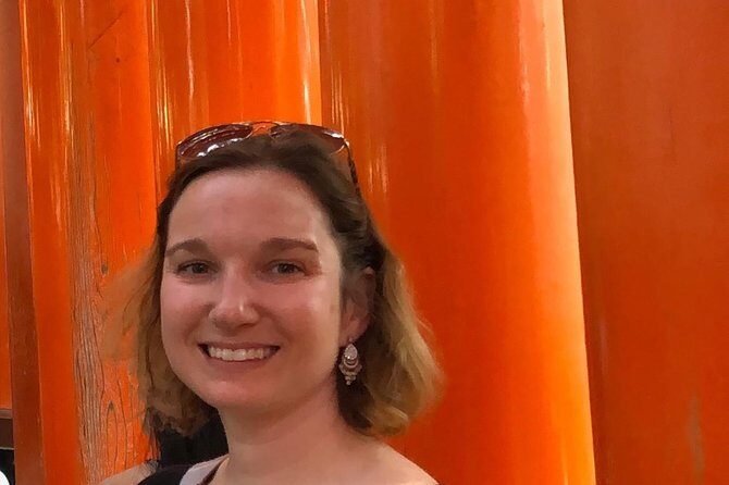 Fushimi inari shrineA local born in Kyoto shares the secret path away travelers - The Itinerary in Detail