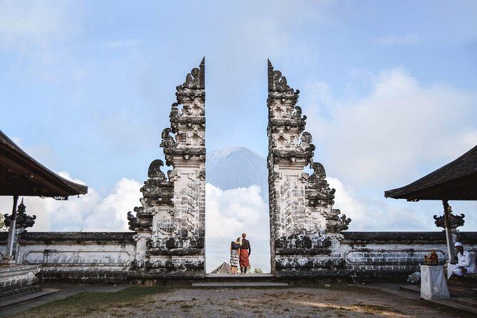 Gate Heaven of LEMPUYANG TEMPLE & East Bali Tours - Transportation and Group Size