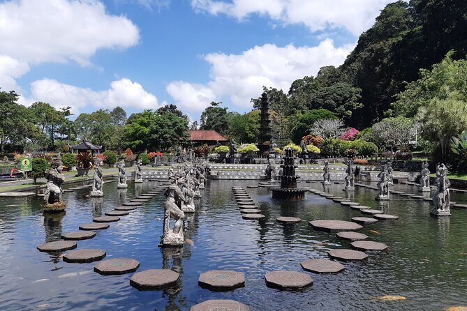 Gate of Heaven Full Day Tour - Ujung Water Palace: A Majestic Finale